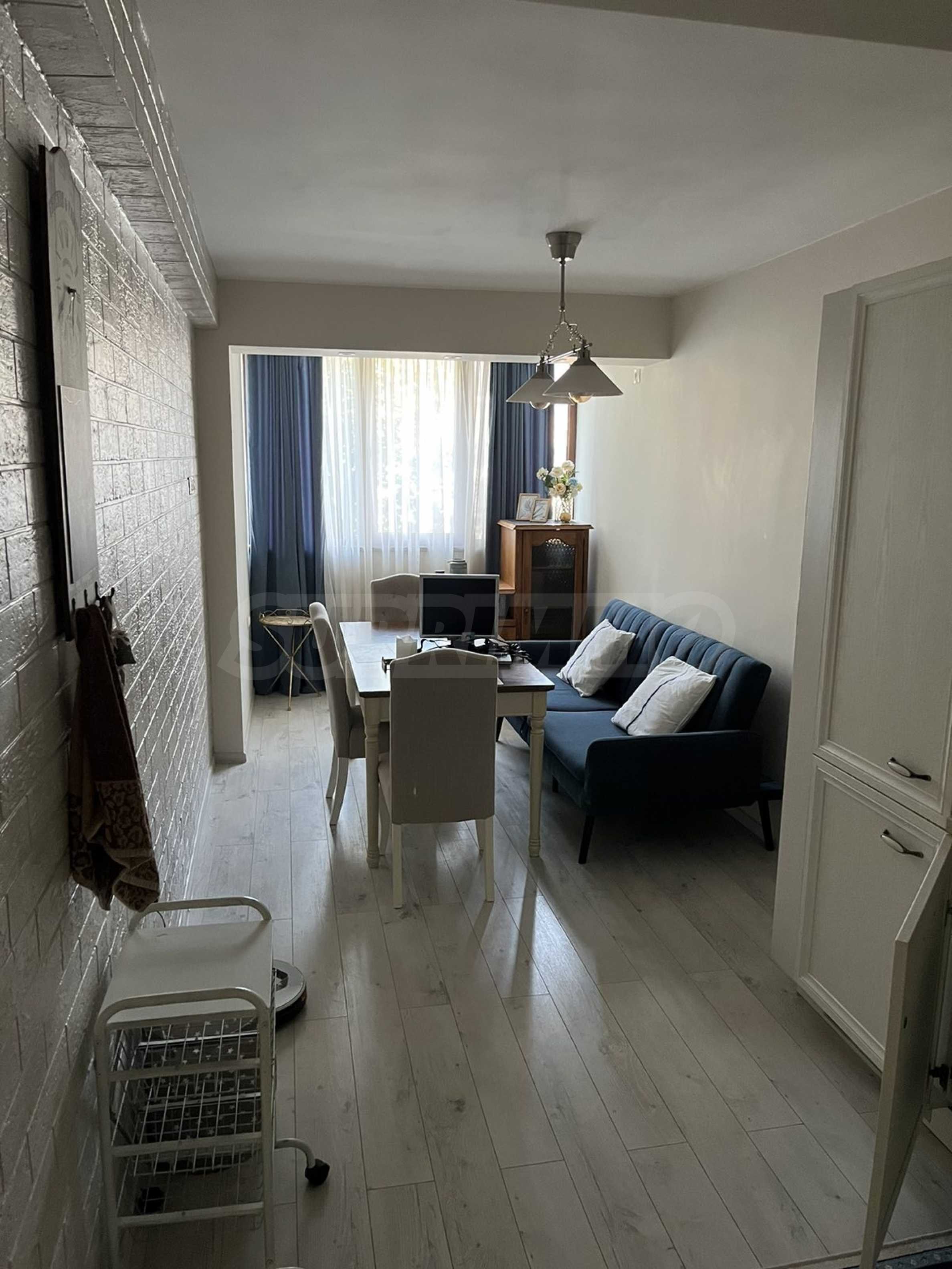 2-bedroom apartment to rent in "Vazrazhdane", Burgas • property prices ...