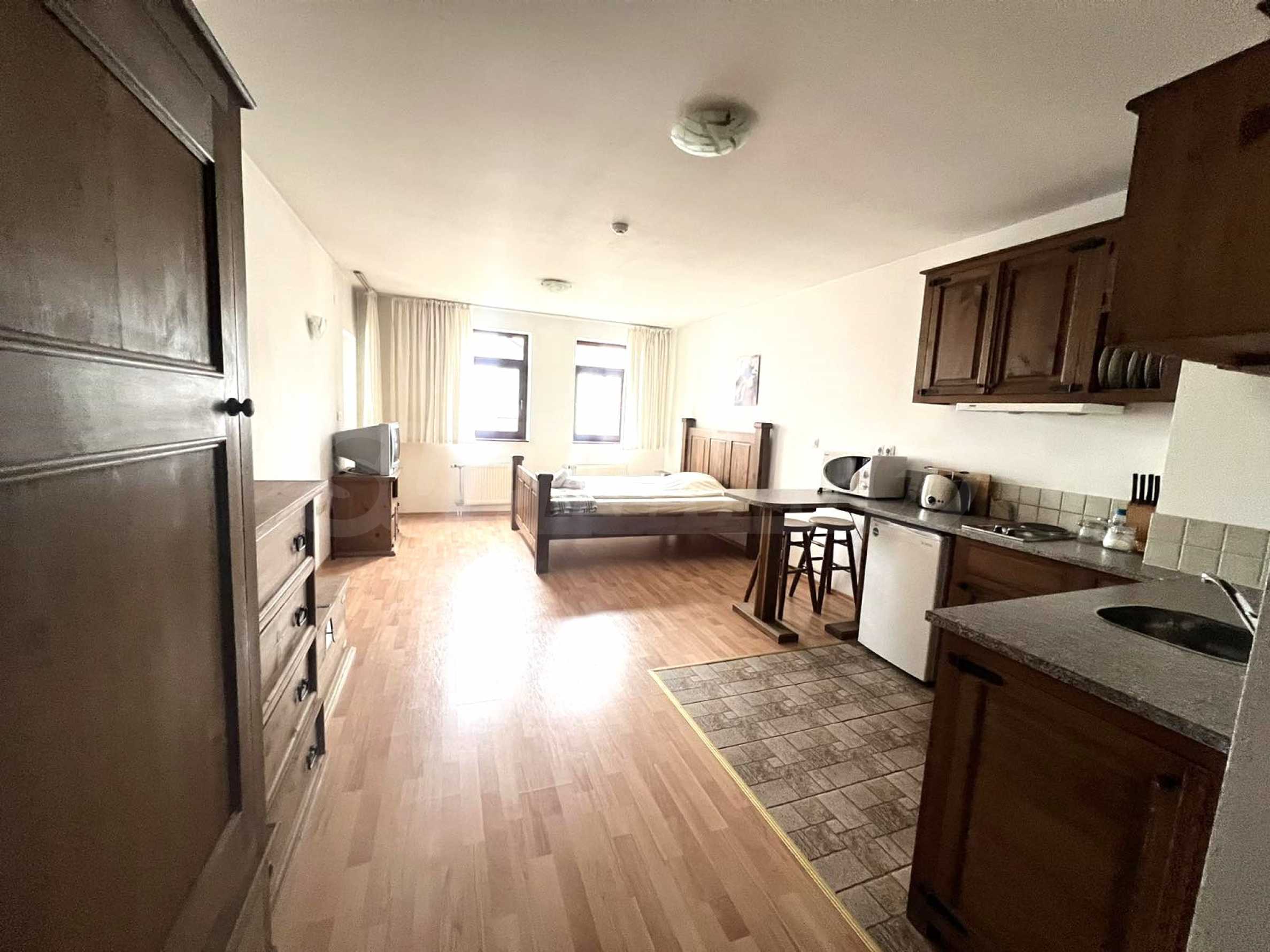 Просторен едностаен апартамент на метри от ски лифта в Банско ...